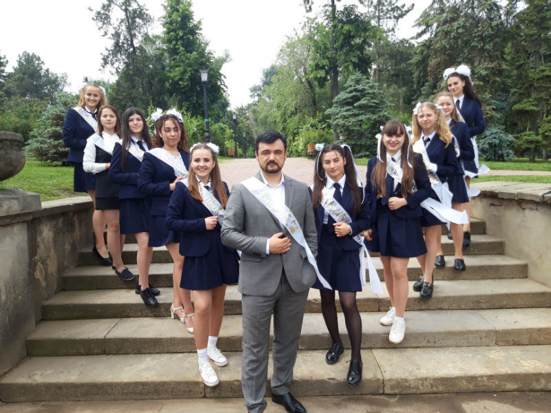 TRM - Anton Dorofeev - profesorul care consideră că resursele umane şi investiţiile în educaţie ...