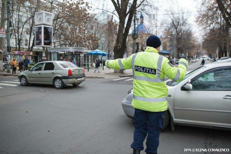 TRM - Trafic rutier suspendat pe strada Vlaicu Pârcălab din Chişinău